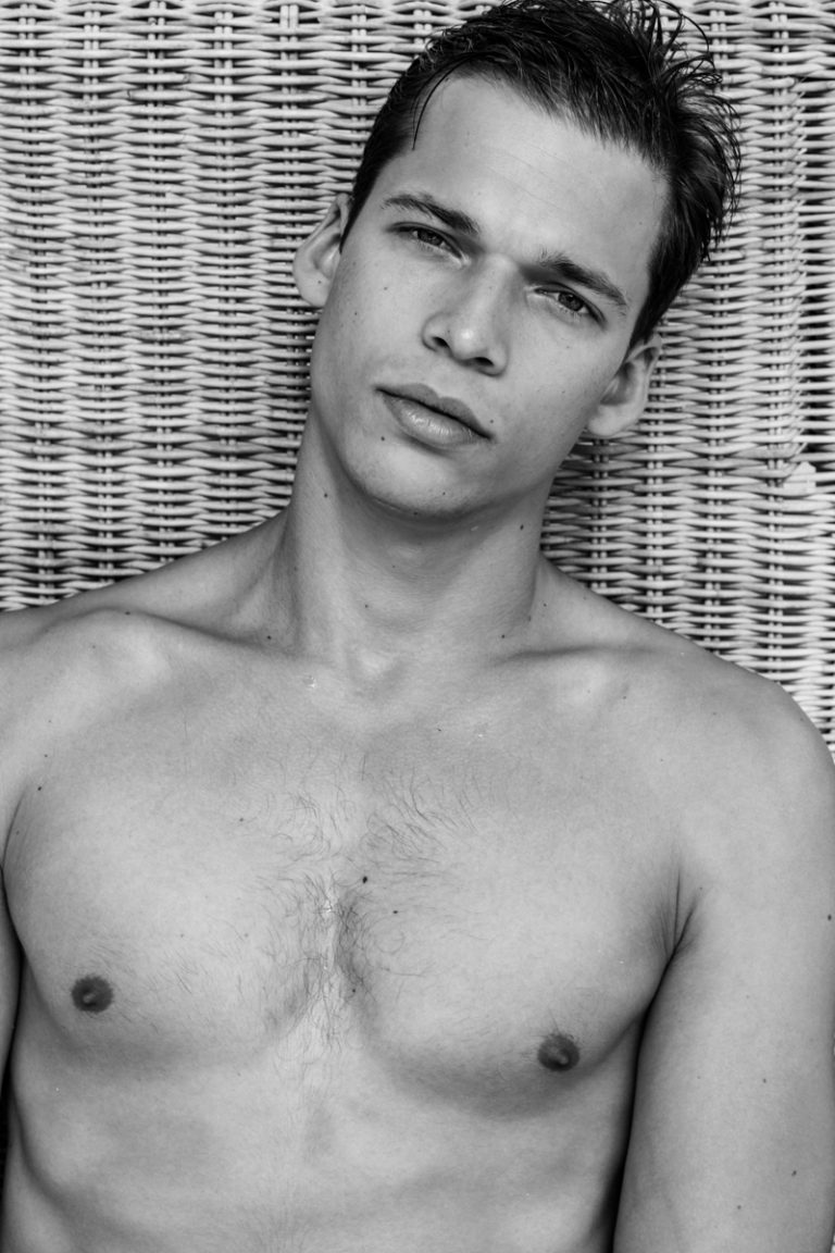 Budapest Summer by Justin Violini – Coitus Magazine